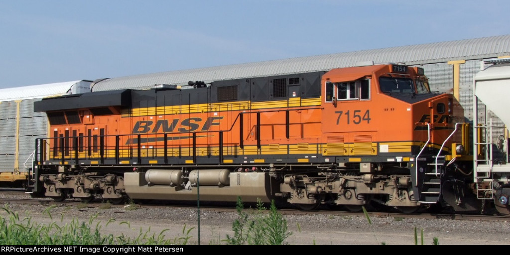 BNSF 7154